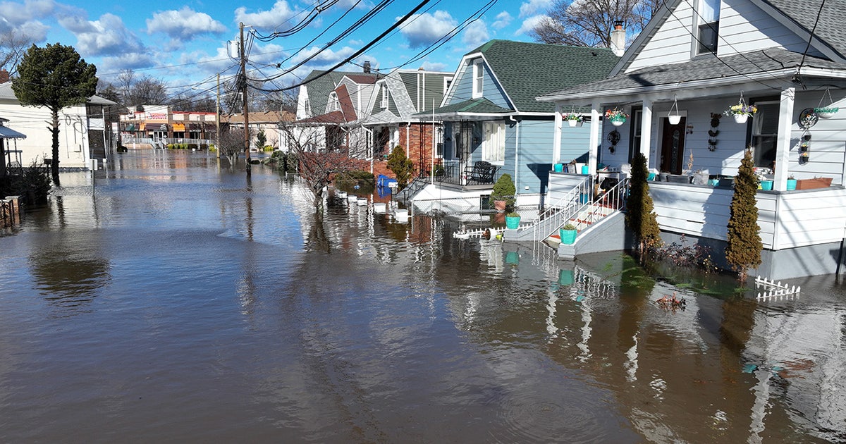NJ flooding: Saddle River crests, more flood threats loom | FOX 5 New York