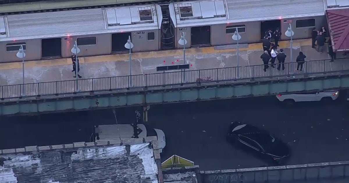 Bronx subway shooting: 16-year-old suspect charged with murder | FOX 5 ...