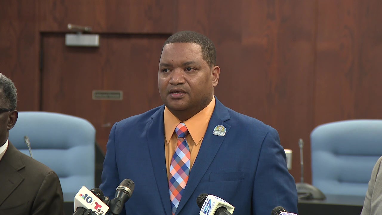 Atlantic City Mayor Marty Small, wife charged with endangering welfare ... Atlantic City Mayor Marty Small, wife charged with endangering welfare ...