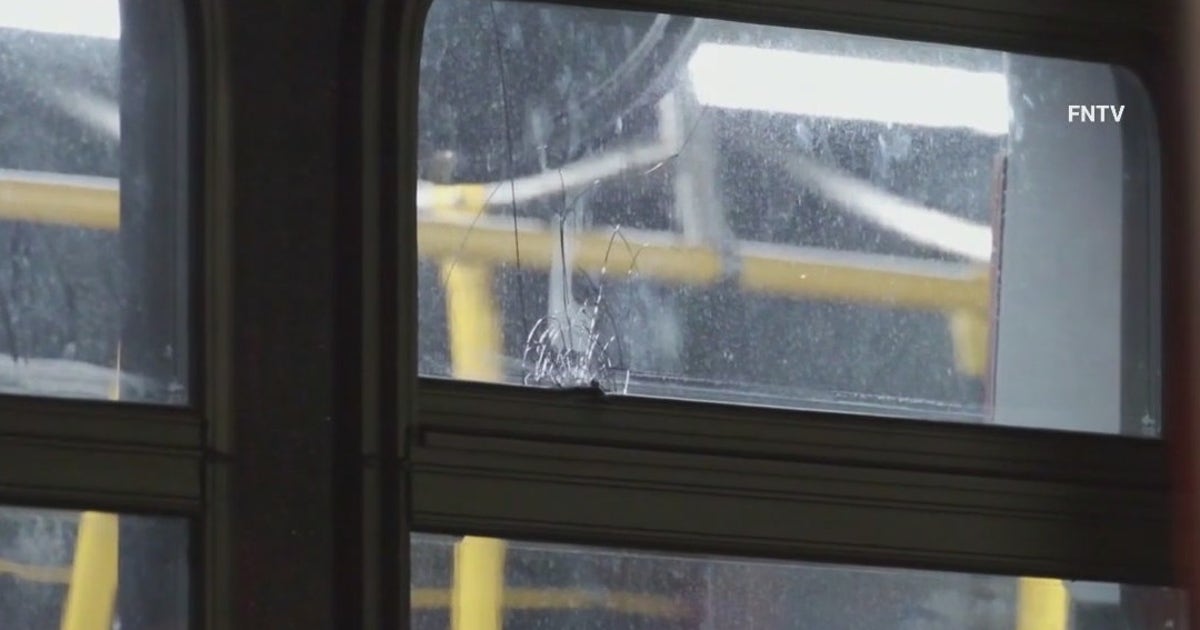 Harlem shooting: MTA bus struck by bullets, 2 men injured | FOX 5 New York