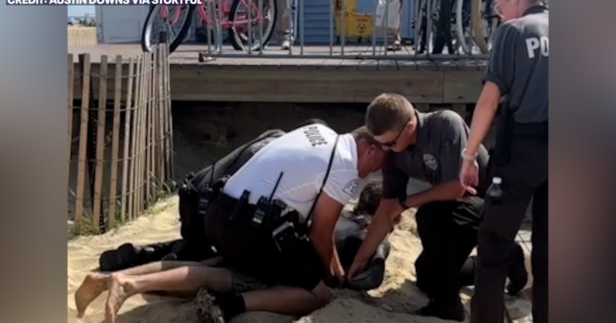Belmar, NJ, police arrest surfer over beach badge, friend claims ...