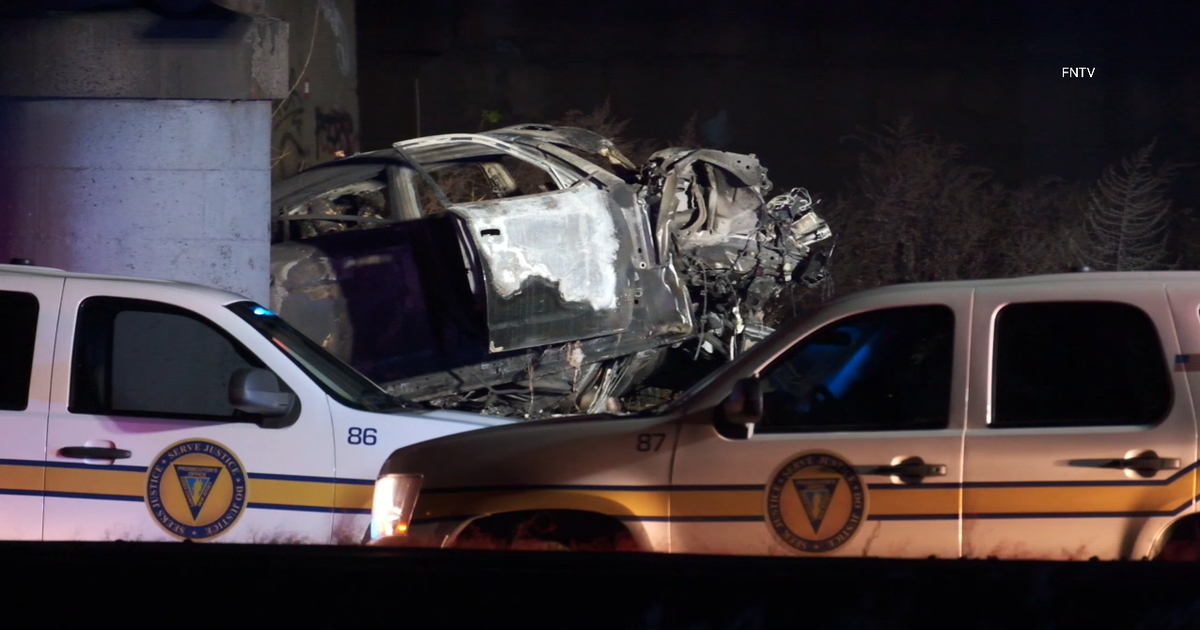 Fiery car crash in Newark, NJ leaves 6 dead: Police | FOX 5 New York