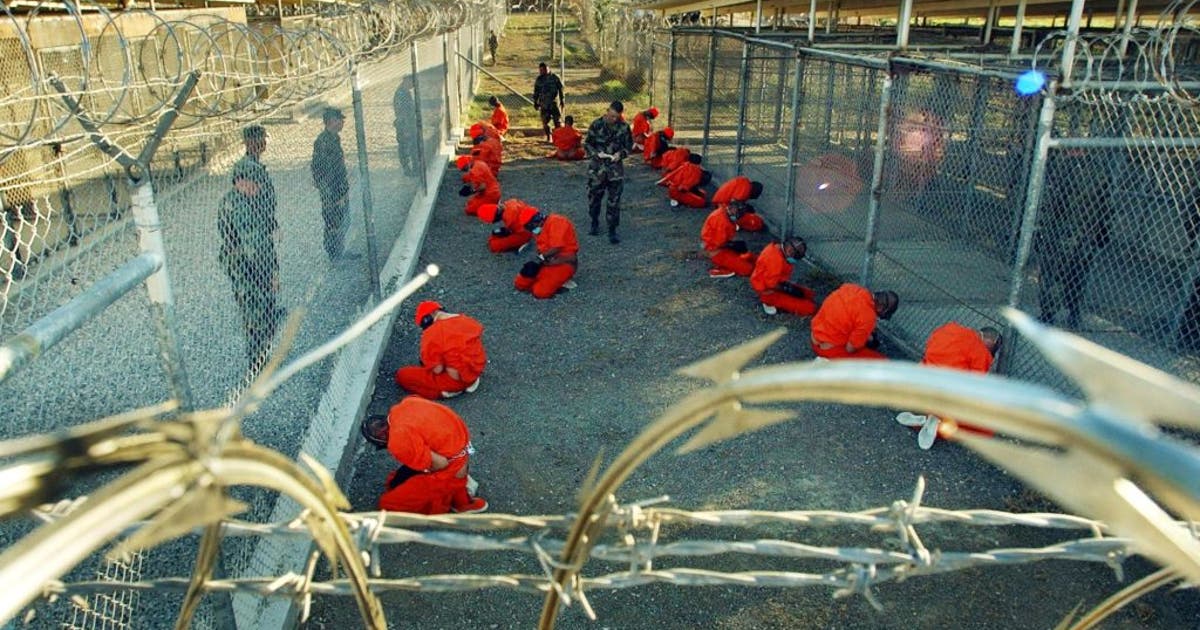 Trump orders Guantanamo Bay detention center for migrants after signing ...