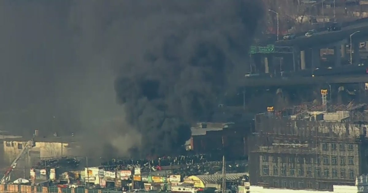 Large fire near Citi Field; black smoke billows over Queens | FOX 5 New ...