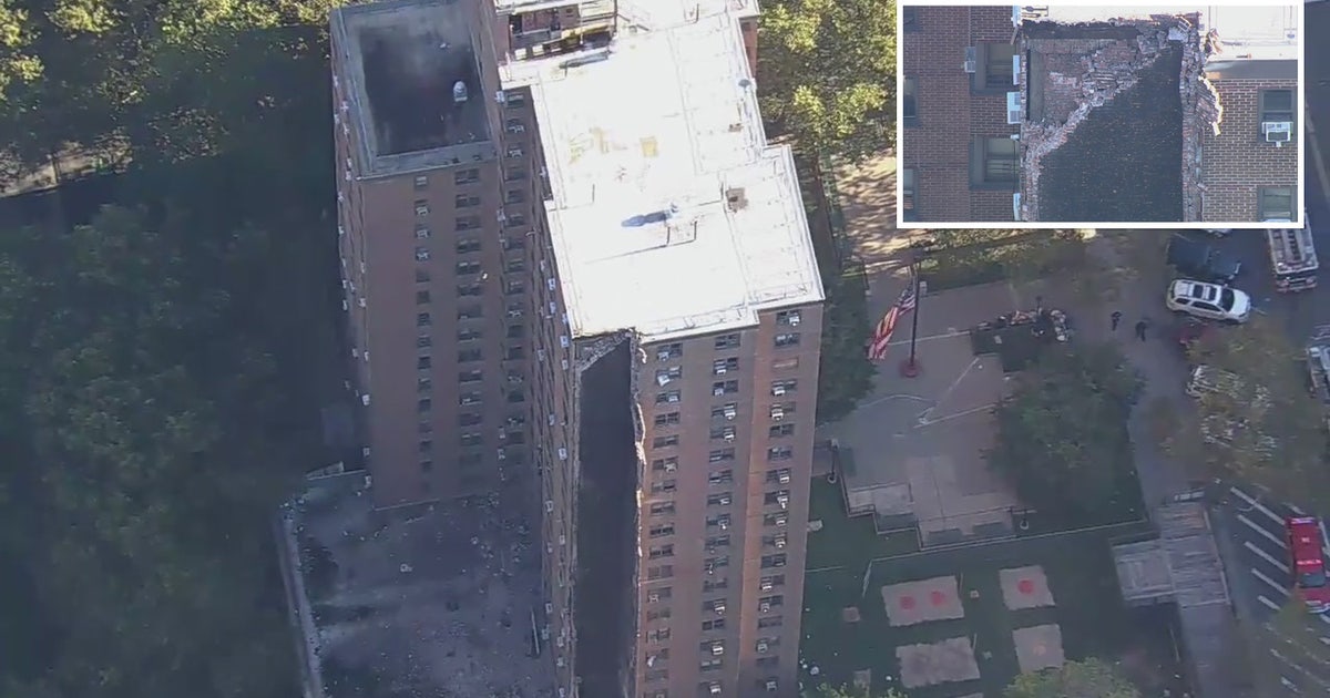 Part of Mott Haven building partially collapses | FOX 26 Houston