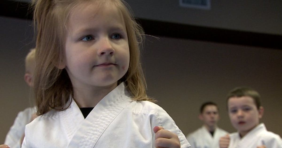 Karate students learn how to use martial arts to stop bullying | FOX6 ...
