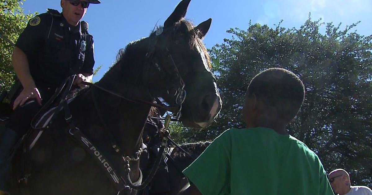 "An opportunity to build relationships:" MPD District 2 opens its doors ...