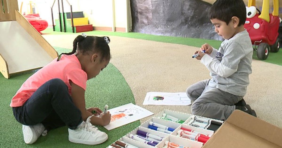 "It's okay to be different:" Students learn about Braille, sign ...