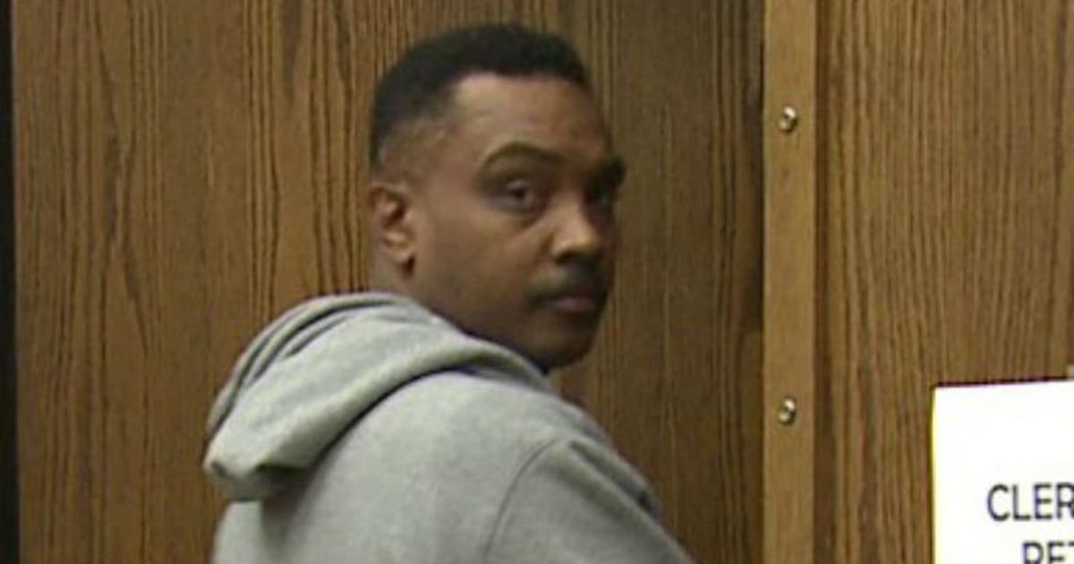Fix it or lose it: City of Milwaukee threatens lawsuit against landlord ...