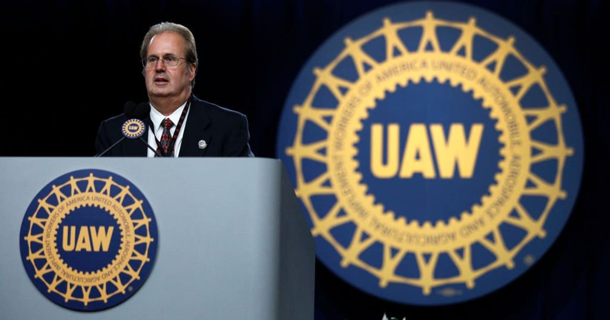 UAW president taking leave amid corruption probe | FOX6 Milwaukee