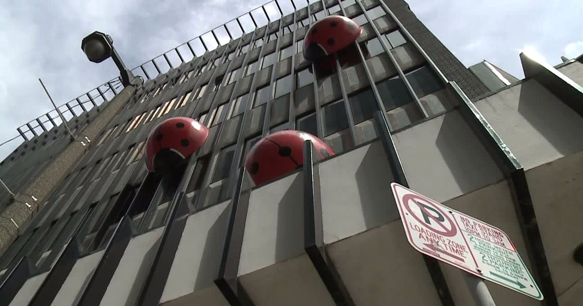 Downtown Milwaukee's Ladybug Club applies to become gentlemen's club ...