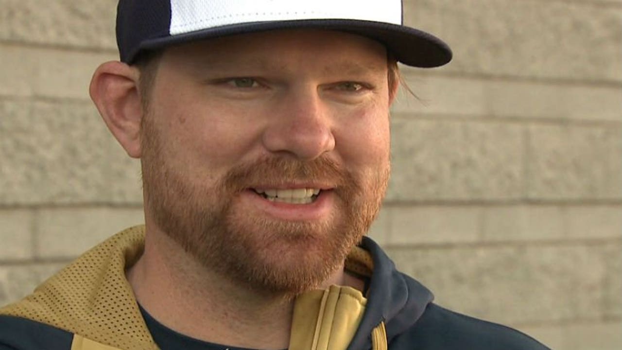 After ending up in Milwaukee by trade, Brewers first-baseman Adam Lind ...