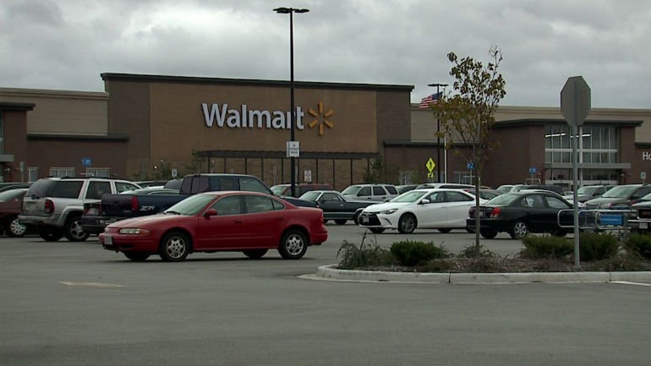 Police Pursuit Ends In New Berlin Walmart Parking Lot Prompting