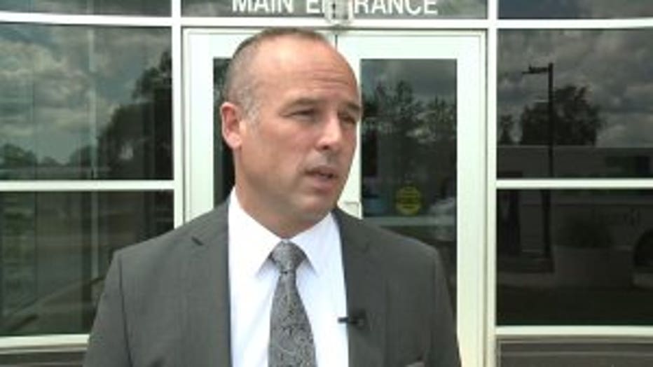 Sex Offender Convicted Of Incest Cut Off Gps Monitor Could Be On The