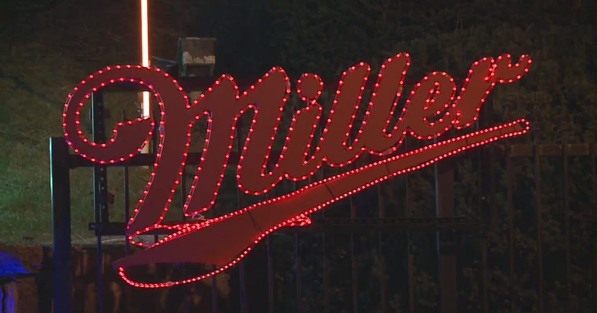 Holiday Lites is back in Milwaukee's Miller Valley for 2020 | FOX6 ...
