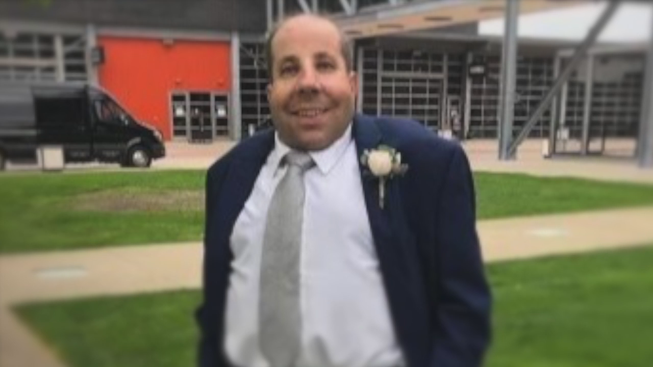 Milwaukee Admirals, Wave remember Brian Sayles, who passed away at 36 ...