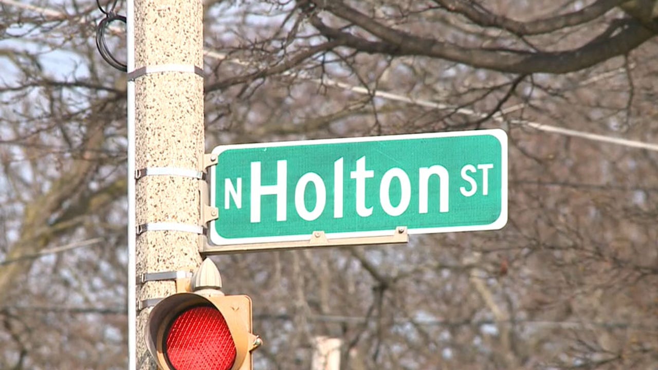 MPD: Man shot, seriously injured near Holton and Wright | FOX6 Milwaukee MPD: Man shot, seriously injured near Holton and Wright | FOX6 Milwaukee