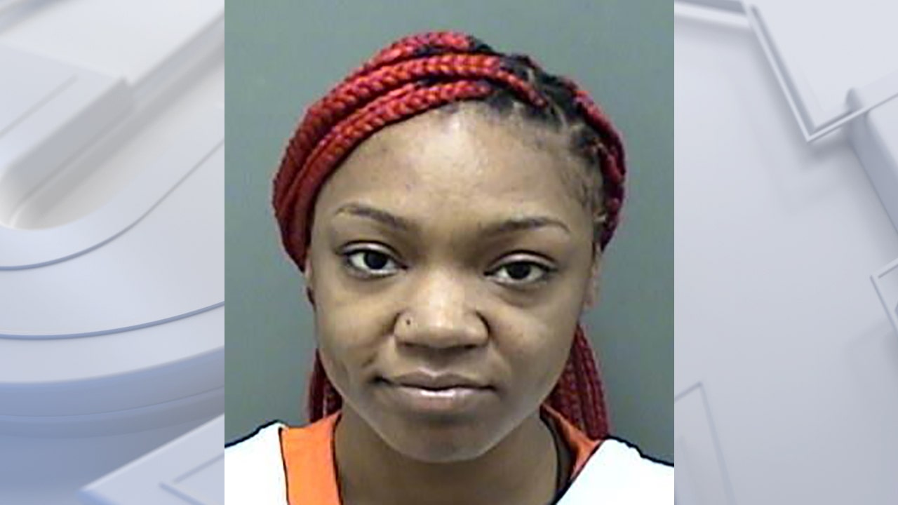 Milwaukee Woman Faces 49 Fraud Related Charges Fox6 Milwaukee