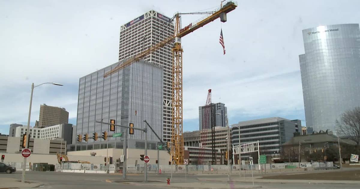 800 construction workers sought, Employ Milwaukee job fair | FOX6 Milwaukee