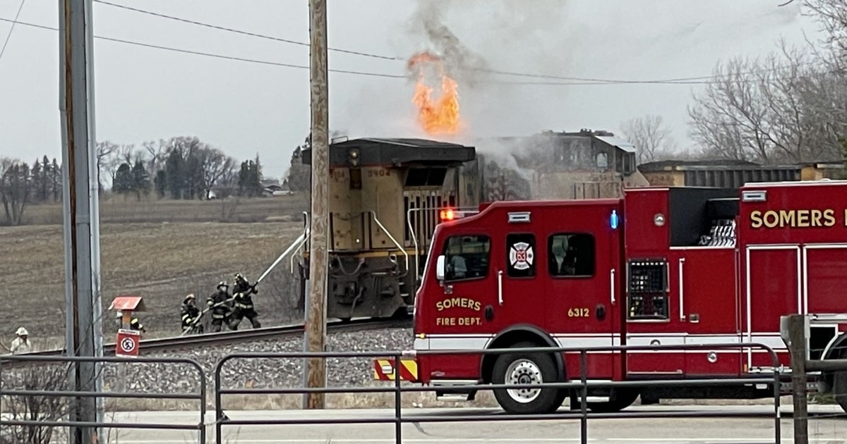 Kenosha County freight train fire in rear engine car; nobody hurt ...