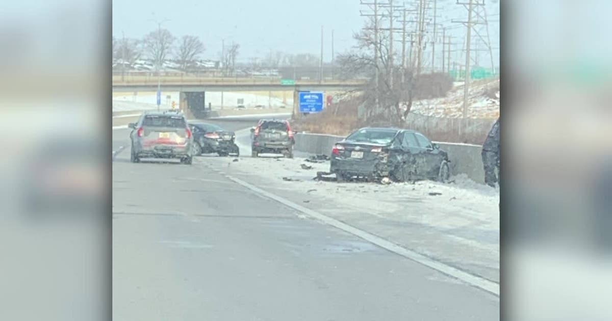 West Allis multi-vehicle fatal crash; I-894 NB near National Avenue ...