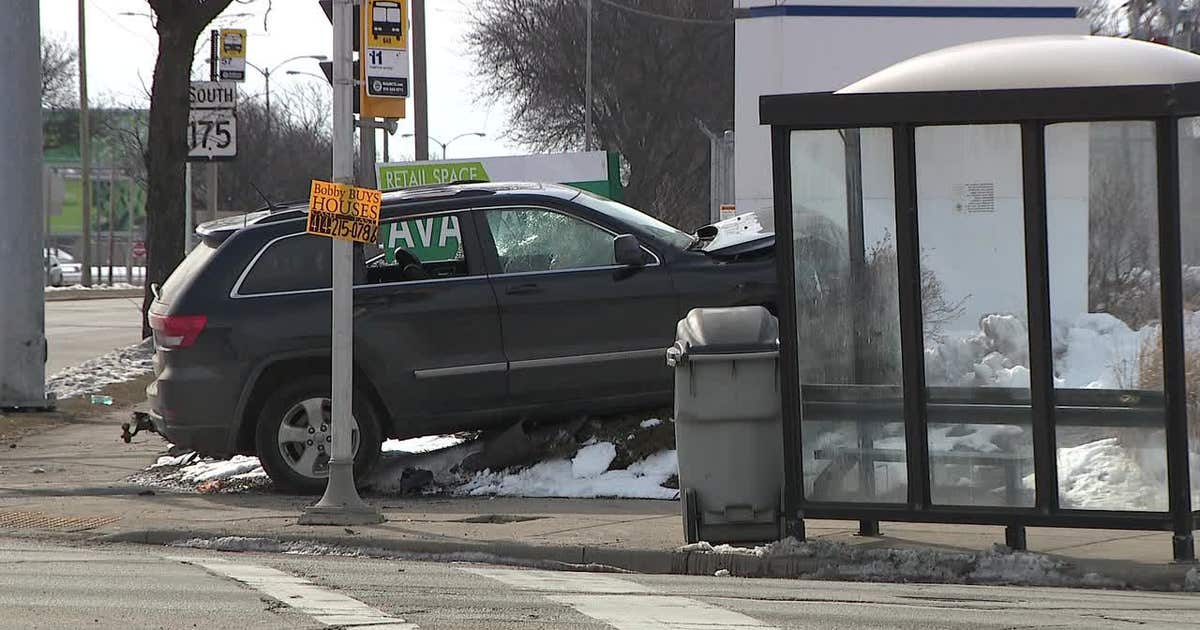 Appleton and Hampton crash; Milwaukee men hurt, taken to hospital ...