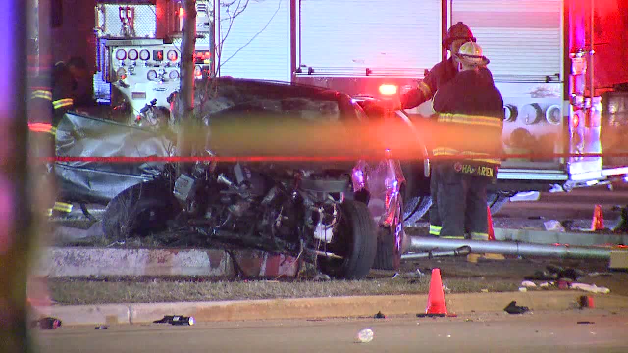 Milwaukee 91st and Silver Spring crash; 2 dead, 1 injured | FOX6 Milwaukee