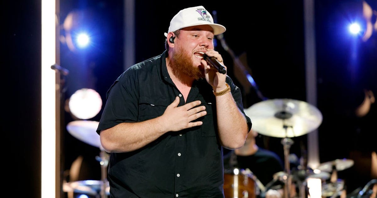 Luke Combs in Milwaukee April 12 & 13; American Family Field | FOX6 ...