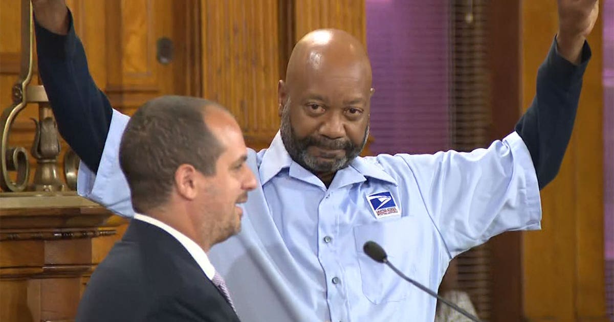 Milwaukee's 'Mailman Mike' retiring, honored by Common Council | FOX6 ...