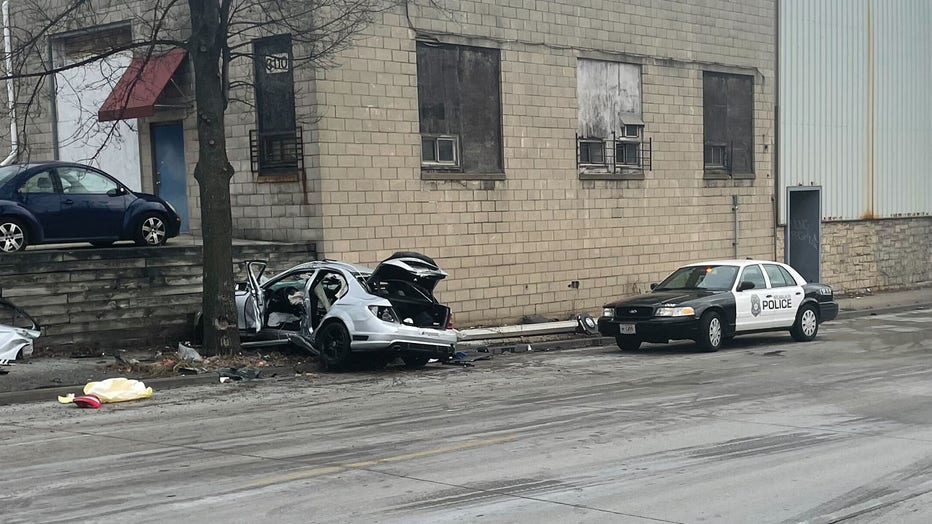 Crash in Milwaukee near Fond du Lac and Locust | FOX6 Milwaukee