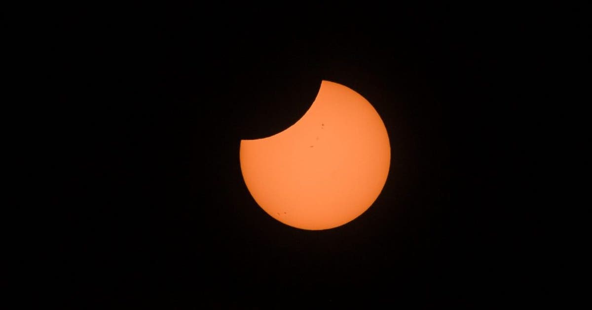 Eclipse safety: Glasses, suncscreen, hats and more | FOX6 Milwaukee
