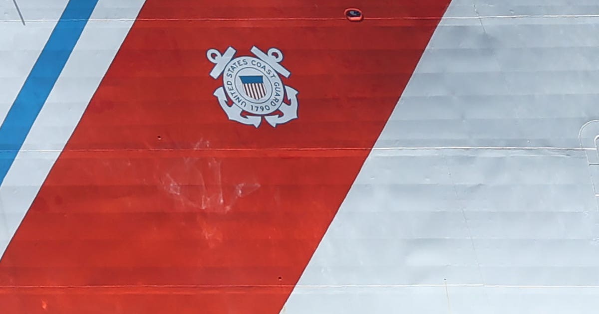 Ship with cracked hull in Lake Superior likely didn't strike anything ...