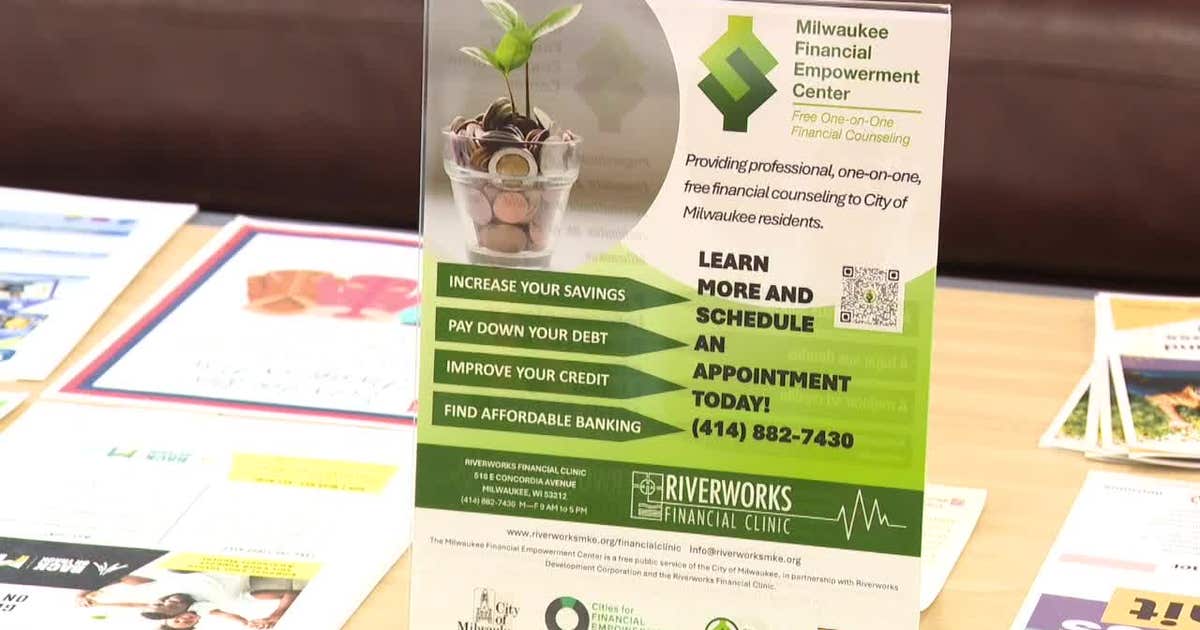 Milwaukee financial clinic helps people save money, buy home | FOX6 ...