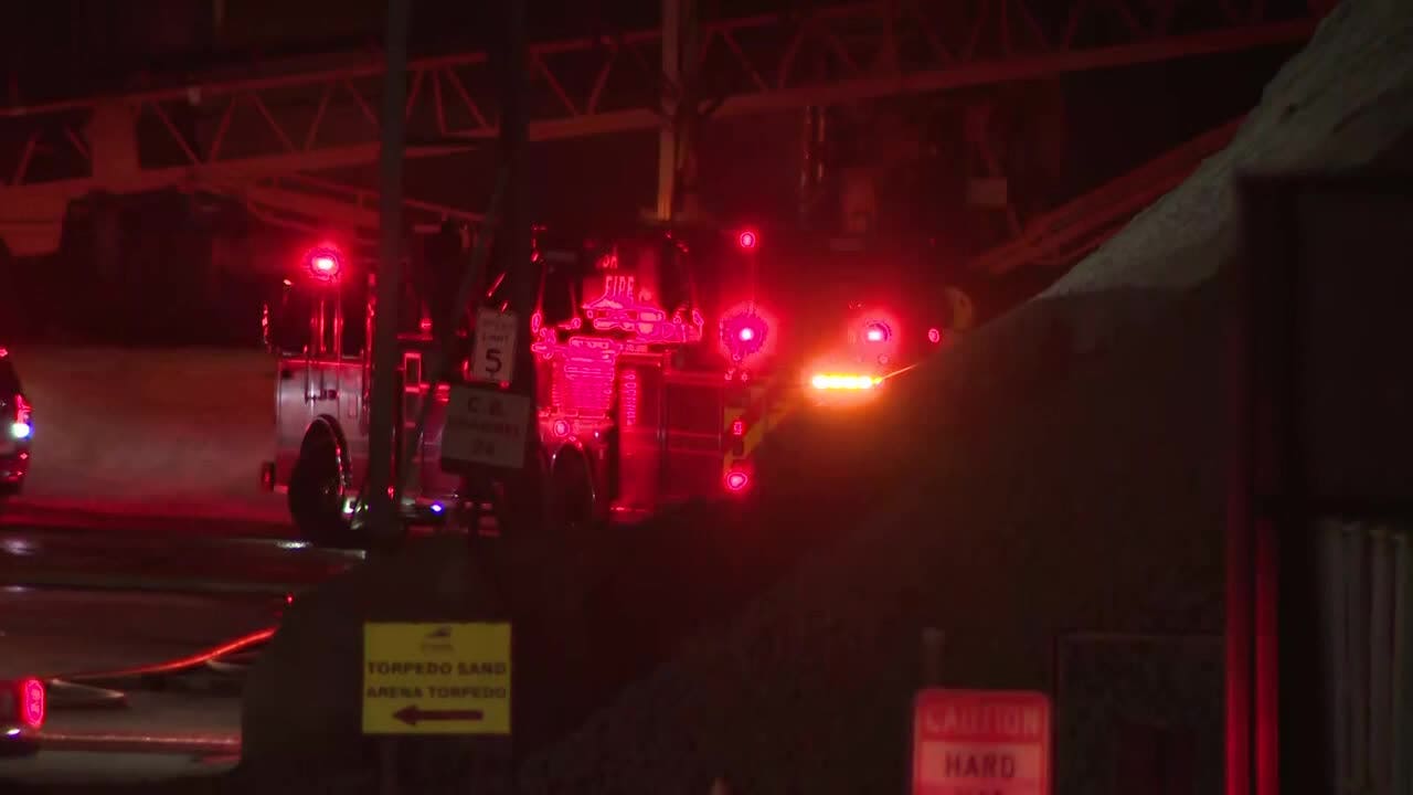 Liquid asphalt overheats, catches fire in Milwaukee | FOX6 Milwaukee