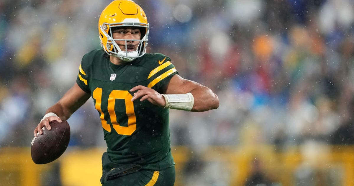 Jordan Love interceptions a struggle for Packers' second season starter ...