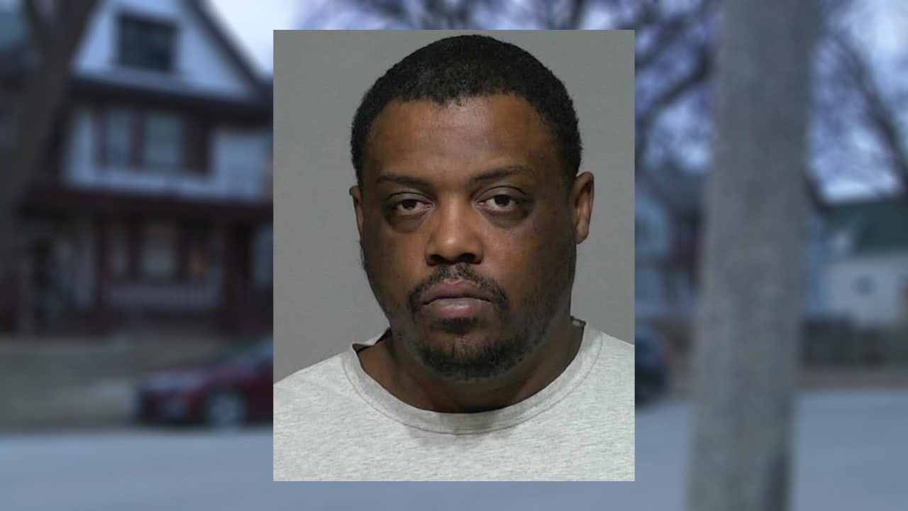 Milwaukee activist teen sex assault charges; facing decades in prison ...