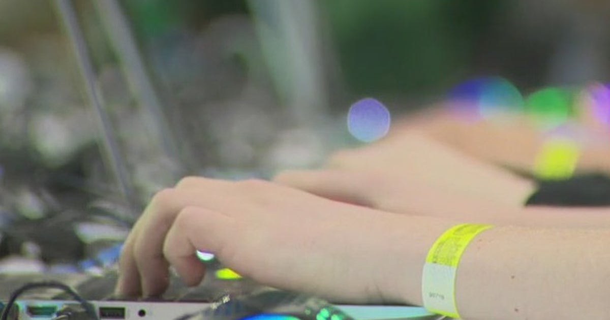 Midwest Gaming Classic features over 10,000 games, April 4-6 | FOX6 ...