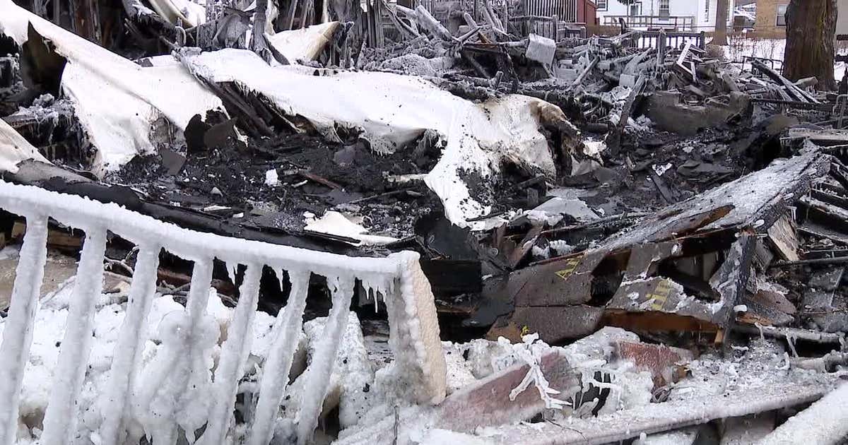 Racine explosion, fire at duplex; 2 sent to hospital | FOX6 Milwaukee