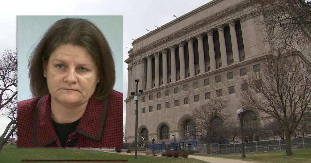 FBI arrests Milwaukee County Judge Hannah Dugan; accused of obstructing ...