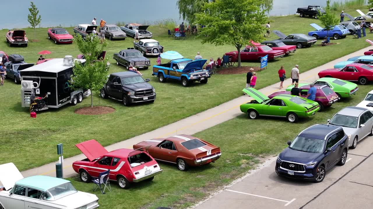 Kenosha Homecoming Car Show; city's auto-making legacy on display | FOX6 Milwaukee