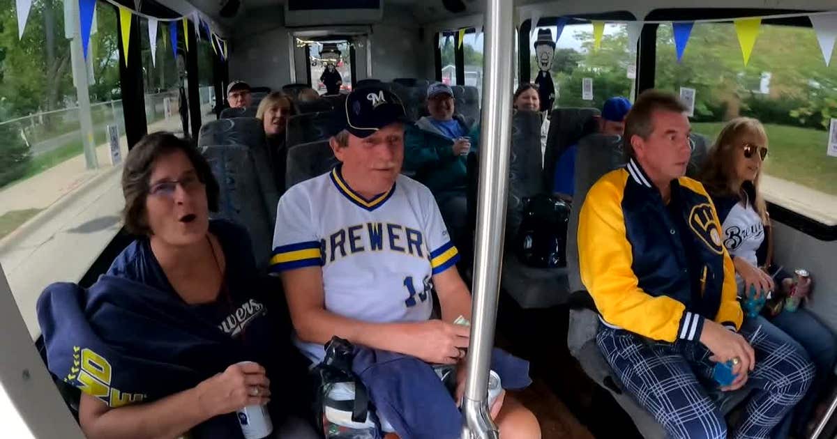 Brewers fans ride high on playoff excitement ahead of NLDS Game 2 ...