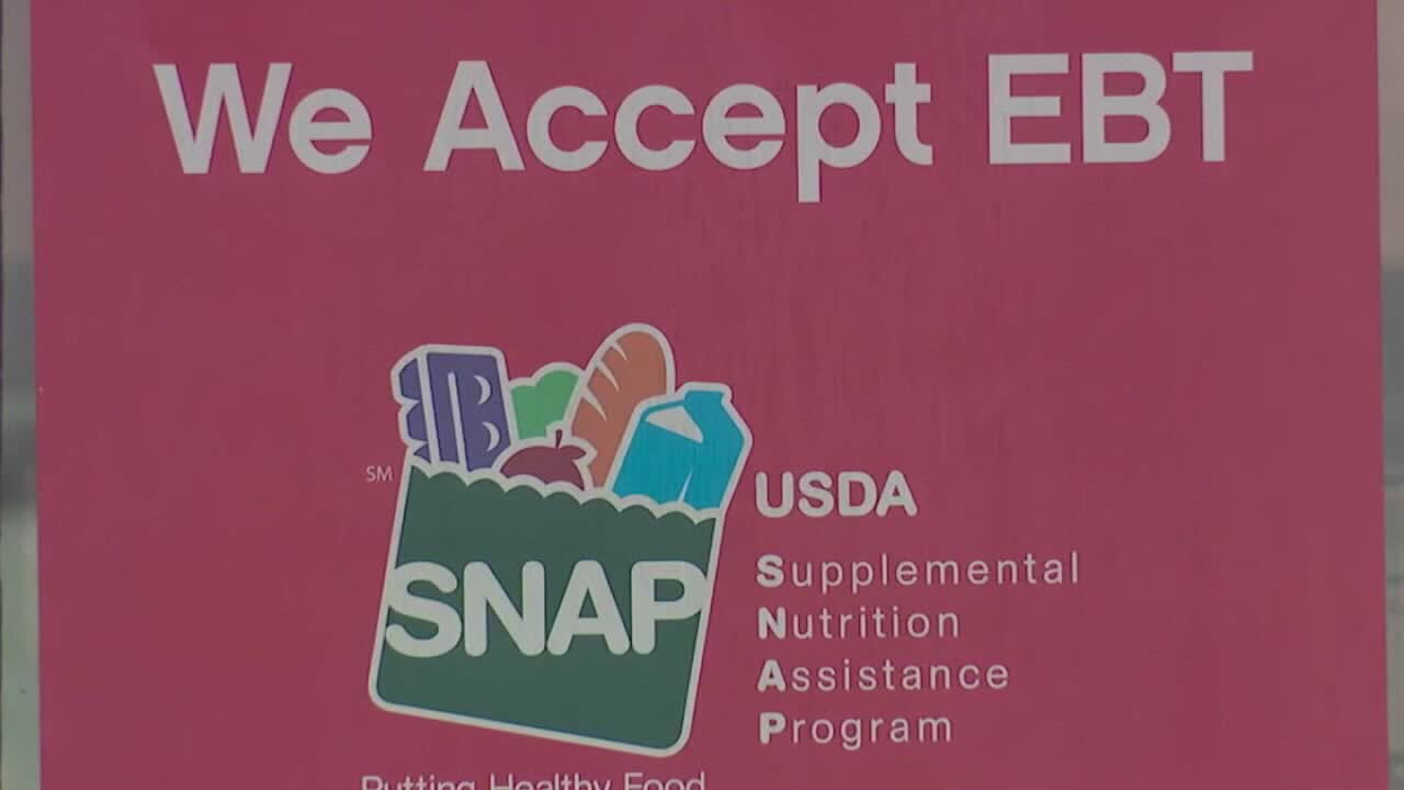 Wisconsin food assistance; SNAP benefits restored, for now | FOX6 Milwaukee