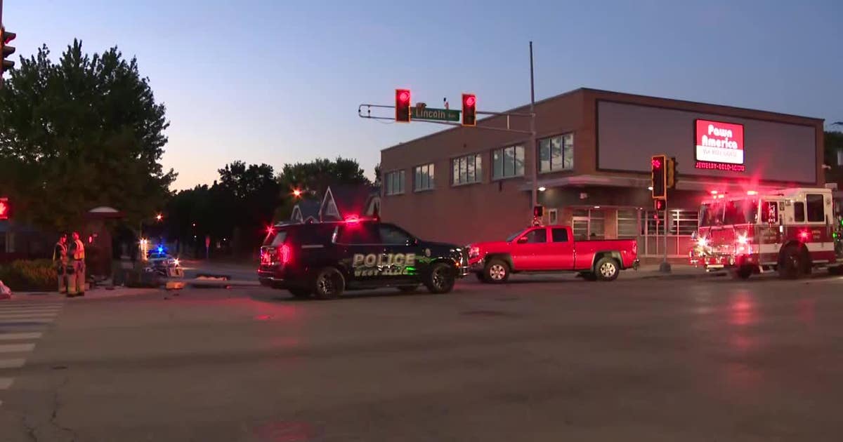 West Allis motorcycle vs. truck crash at 76th and Lincoln, 1 injured ...