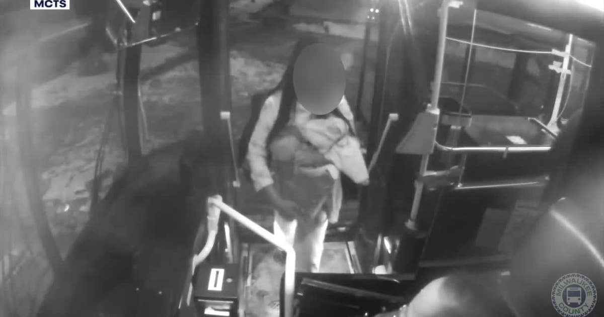 WATCH: MCTS bus driver helps girl alone at night in Milwaukee | FOX6 ...