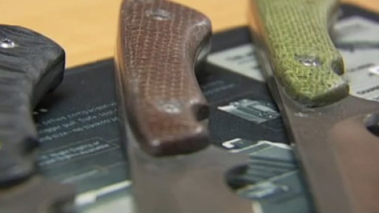 Texas law will allow open carry of knives, swords | FOX 7 Austin
