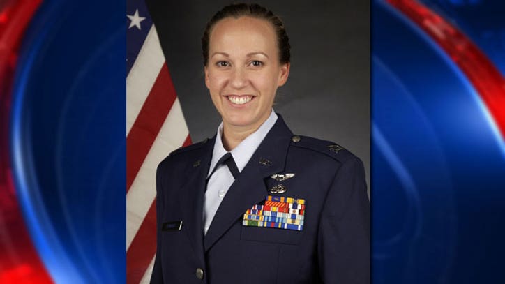 Defense Secretary clears way for women in combat roles; Texas veteran ...