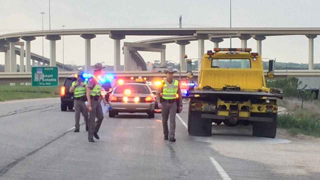 Two dead in rollover crash on 183 | FOX 7 Austin