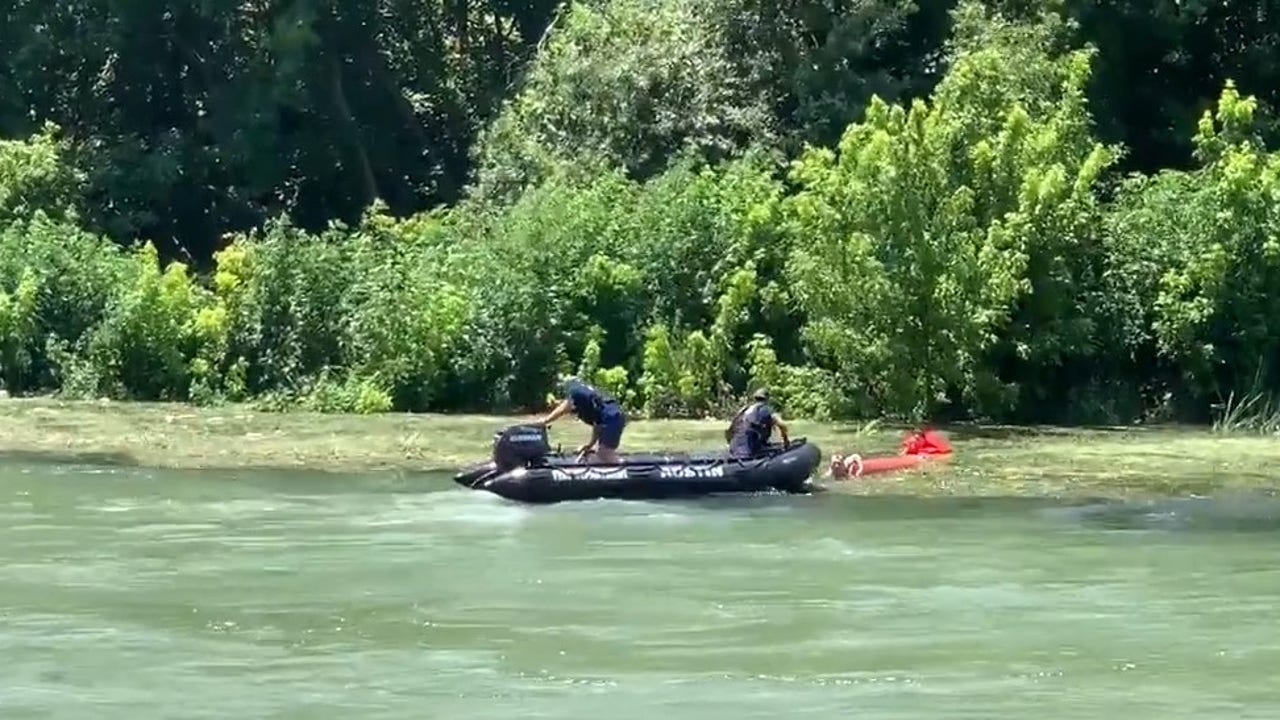 2 rescued after boat flipped, swept downstream on Colorado River | FOX ...