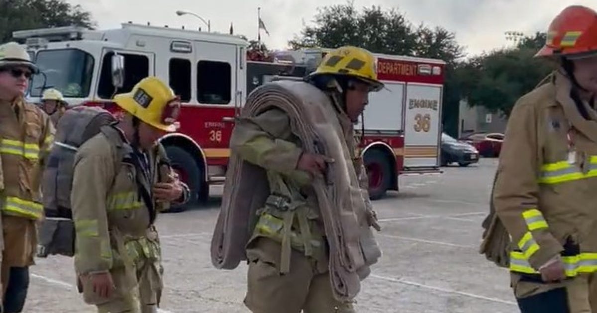 Remembering September 11: Austin firefighters climb stairs in honor of ...