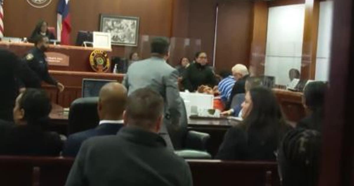 Diamond Alvarez murder suspect Frank Deleon Jr. attacked during court ...